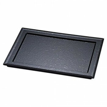 ※パッケージ、デザイン等は予告なく変更される場合があります。※画像はイメージです。商品タイトルと一致しない場合があります。プレートです。前菜皿にもおすすめです。サイズ257×185×14mm個装サイズ：25.8×18.6×1.5cm重量個装...