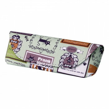 ※パッケージ、デザイン等は予告なく変更される場合があります。※画像はイメージです。商品タイトルと一致しない場合があります。レトロな黒ネコのワッペン柄が可愛いセミハードタイプのメガネケースです。※生地の取り都合により柄が異なります。※マグネッ...