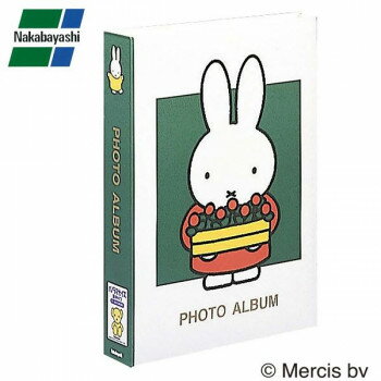 ※パッケージ、デザイン等は予告なく変更される場合があります。※画像はイメージです。商品タイトルと一致しない場合があります。A4サイズと同じ大きさで収納しやすい、スリップケース入りのポケットアルバムです。※モニターの設定などにより、実際の商品...