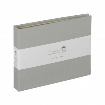 ※パッケージ、デザイン等は予告なく変更される場合があります。※画像はイメージです。商品タイトルと一致しない場合があります。クラフトの中台紙がポイントのポケットアルバムです。パーソナル・オフィス・店舗など幅広くお使いいただけるようシンプルなデ...