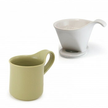 ※パッケージ、デザイン等は予告なく変更される場合があります。※画像はイメージです。商品タイトルと一致しない場合があります。お手軽にドリップコーヒーを始められるコーヒードリッパーとカフェマグラージのセットボックスです。誰でも簡単に美味しいコー...