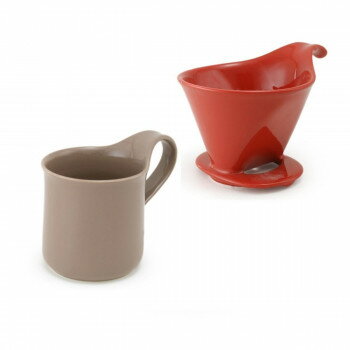 ※パッケージ、デザイン等は予告なく変更される場合があります。※画像はイメージです。商品タイトルと一致しない場合があります。お手軽にドリップコーヒーを始められるコーヒードリッパーとカフェマグラージのセットボックスです。誰でも簡単に美味しいコー...