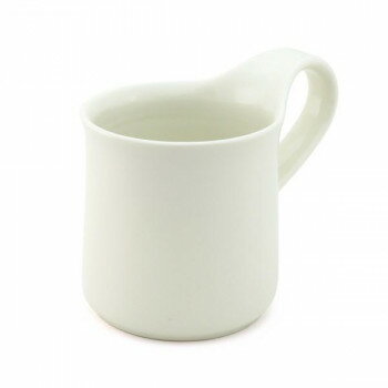 ※パッケージ、デザイン等は予告なく変更される場合があります。※画像はイメージです。商品タイトルと一致しない場合があります。たっぷり入るラージサイズの大人気カフェマグです。サイズ130×88×H108mm個装サイズ：13×10×11cm重量個...