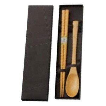 ※パッケージ、デザイン等は予告なく変更される場合があります。※画像はイメージです。商品タイトルと一致しない場合があります。ギフト用の箱入です。サイズ箸:22.5cm、スプーン:20×3cm個装サイズ：25×6.5×1.5cm重量個装重量：6...