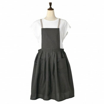 ※パッケージ、デザイン等は予告なく変更される場合があります。※画像はイメージです。商品タイトルと一致しない場合があります。どんなスタイルの方でも可愛く着用できる形のエプロンです。ウエストはゴム仕様でゆったりしています。肩紐は4段階で長さ調節...