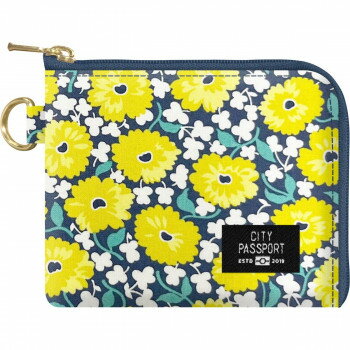 ※パッケージ、デザイン等は予告なく変更される場合があります。※画像はイメージです。商品タイトルと一致しない場合があります。「優しさ」「キュートさ」を感じさせるレディースラインナップ。窓枠ポケット付きのコンパクトなパスケース。小銭、お札、カー...