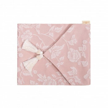 ※パッケージ、デザイン等は予告なく変更される場合があります。※画像はイメージです。商品タイトルと一致しない場合があります。落ち着いたピンクジャガードファブリックは、フェミニンでありながら上質感が漂います。お部屋の模様替えで大活躍するテーブル...