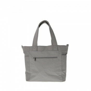 ※パッケージ、デザイン等は予告なく変更される場合があります。※画像はイメージです。商品タイトルと一致しない場合があります。ジム通い、お散歩から旅行までシーンを問わないシンプルデザイン。仕分けがしやすいポケットを多数完備。荷物が多くても肩に優...