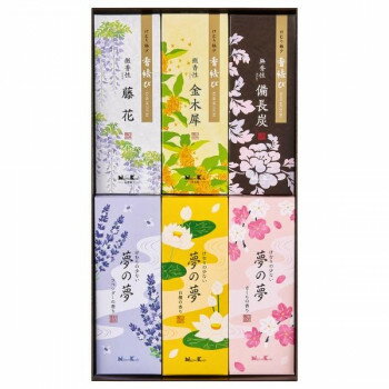 ※パッケージ、デザイン等は予告なく変更される場合があります。※画像はイメージです。商品タイトルと一致しない場合があります。けむりの少ないお線香のみを詰め合わせたご進物用お線香。日本香堂の代表的なお線香の香りが楽しめるセットです。※水引:印字...