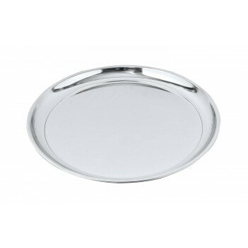 ※パッケージ、デザイン等は予告なく変更される場合があります。※画像はイメージです。商品タイトルと一致しない場合があります。受け皿として多目的に使える丈夫でサビに強いステンレス製の丸盆です。【ご使用前に】●食器用洗剤でよく洗ってからご使用くだ...