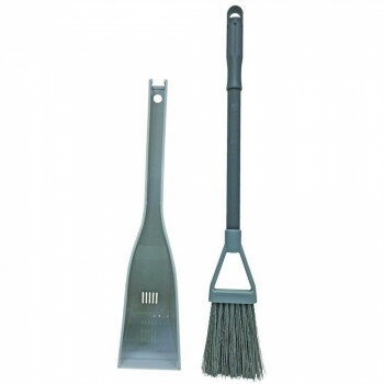 ※パッケージ、デザイン等は予告なく変更される場合があります。※画像はイメージです。商品タイトルと一致しない場合があります。玄関やベランダを掃除するのにぴったりなミニサイズのほうきとちりとりのコンビセットです。チリトリの幅は8.5cmでベラン...