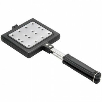 ※パッケージ、デザイン等は予告なく変更される場合があります。※画像はイメージです。商品タイトルと一致しない場合があります。挟んで焼くだけでふっくらワッフルが作れるコンパクトサイズのプレート。アルミ合金とステンレスの間の空気層が熱をやさしく伝...