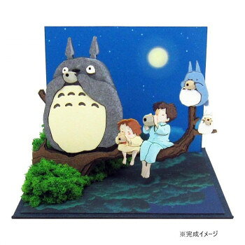 ※パッケージ、デザイン等は予告なく変更される場合があります。※画像はイメージです。商品タイトルと一致しない場合があります。組み立てると可愛いとなりのトトロのシーンが完成します。※写真の色調はご使用のモニターの機種や設定により、実際の商品の色...