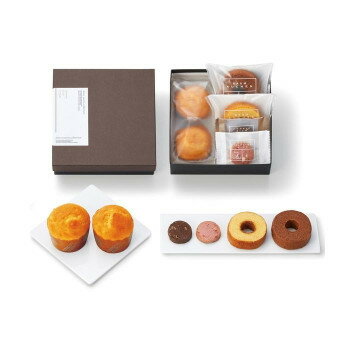 ※パッケージ、デザイン等は予告なく変更される場合があります。※画像はイメージです。商品タイトルと一致しない場合があります。ふんわりしっとりと焼き上げたマフィンケーキはどこか懐かしく、ほっとする美味しさです。ペアリングに見立てたミニバウムやコ...
