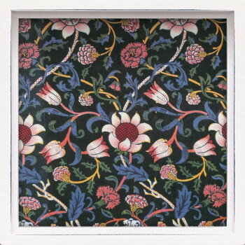 ※パッケージ、デザイン等は予告なく変更される場合があります。※画像はイメージです。商品タイトルと一致しない場合があります。ウィリアム・モリスのモダン・ファンタジーな世界を、超お手軽価格のミニフレームで登場!サイズW13.5×H13.5×D3...