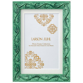 ※パッケージ、デザイン等は予告なく変更される場合があります。※画像はイメージです。商品タイトルと一致しない場合があります。本格的な額縁と同じ材料を使用したミニサイズのフォトフレームです。絶妙なニュアンスカラーと、個性的なデザイン。ラ・メール...