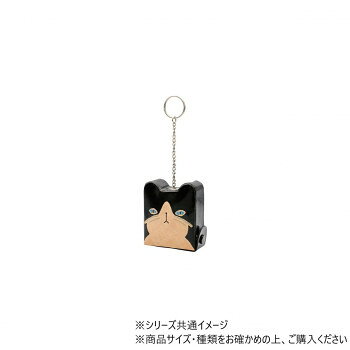 ※パッケージ、デザイン等は予告なく変更される場合があります。※画像はイメージです。商品タイトルと一致しない場合があります。革の風合いとアニマルデザインに癒されるヤンピー製のケースチャーム。リュックやバッグに付けてキーケースとしても、小銭入れ...