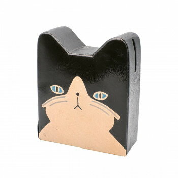 ※パッケージ、デザイン等は予告なく変更される場合があります。※画像はイメージです。商品タイトルと一致しない場合があります。山羊革に型押しで模様をデザインして、カラフルにペイントしたヤンピーシリーズの貯金箱です。底の部分のボタンを開けてお金を...