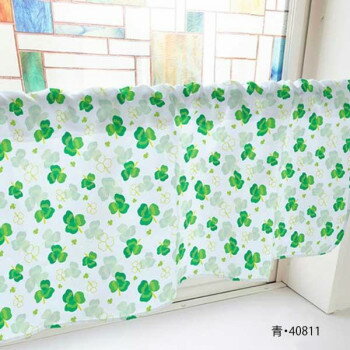 ※パッケージ、デザイン等は予告なく変更される場合があります。※画像はイメージです。商品タイトルと一致しない場合があります。大小さまざまなクローバーが描かれた、おしゃれで可愛らしいデザインのカフェカーテンです。※北海道・沖縄・離島は別途送料を...