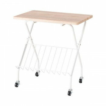 ※パッケージ、デザイン等は予告なく変更される場合があります。※画像はイメージです。商品タイトルと一致しない場合があります。シンプルかつコンパクトな可動式のサイドテーブル。飾り棚が付いているので好きな本や雑誌をすぐ取り出せる場所に飾ることがで...