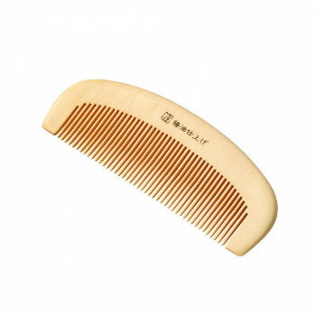 ※パッケージ、デザイン等は予告なく変更される場合があります。※画像はイメージです。商品タイトルと一致しない場合があります。つげの木に椿油をじっくり染み込ませているので髪のパサつきをおさえます。※モニターの設定や撮影状況により実際の商品と色味...