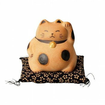 ※パッケージ、デザイン等は予告なく変更される場合があります。※画像はイメージです。商品タイトルと一致しない場合があります。やさしい表情が魅力の貯金箱です。見ているだけでほっと癒され、毎日の貯金が楽しくなります。サイズH8cm個装サイズ：9×...