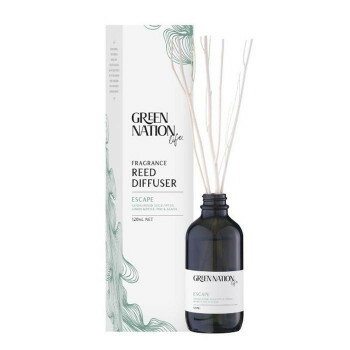 ※パッケージ、デザイン等は予告なく変更される場合があります。※画像はイメージです。商品タイトルと一致しない場合があります。とにかく「心地よい」と感じる香りを目指して、何層にも重なるエッセンシャルオイルの奥深く美しいブレンドを完成させました。...