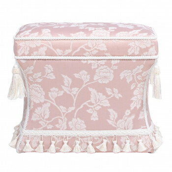 ※パッケージ、デザイン等は予告なく変更される場合があります。※画像はイメージです。商品タイトルと一致しない場合があります。フェミニンでありながら上質感が漂います。個性的で存在感があり、お部屋のアクセントに最適。躯体フレームに使用されている木...