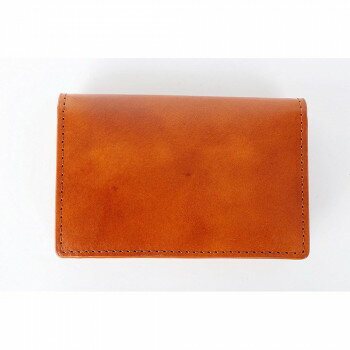 ※パッケージ、デザイン等は予告なく変更される場合があります。※画像はイメージです。商品タイトルと一致しない場合があります。男性女性どちらでもお使いいただけるシンプルなデザインです。本革なので使いこむ楽しみを味わっていただけます。名刺入れ部分...