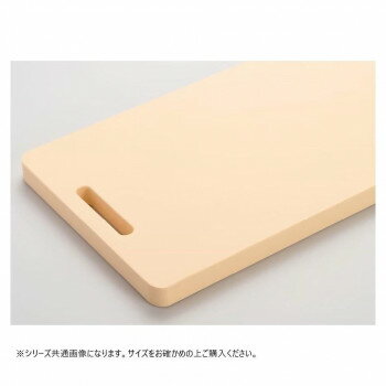 ※パッケージ、デザイン等は予告なく変更される場合があります。※画像はイメージです。商品タイトルと一致しない場合があります。木製まな板と変わらない質感で、包丁の切れ味もグンと良くなります。小規模飲食店向けのコンパクトサイズで、取手付きタイプで...