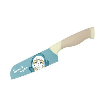 ※パッケージ、デザイン等は予告なく変更される場合があります。※画像はイメージです。商品タイトルと一致しない場合があります。通常の三徳包丁より小ぶりなサイズ感です。「ちょっと切りたい」時にも手に取りやすい包丁です。サイズ全長:約265mm、刃...