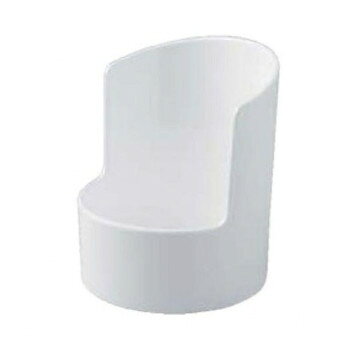 ※パッケージ、デザイン等は予告なく変更される場合があります。※画像はイメージです。商品タイトルと一致しない場合があります。丈夫で割れにくい耐久性を持つメラミン製のトングスタンドです。惣菜コーナーやバイキング、ビュッフェでのトング置き場として...