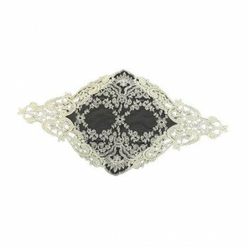 ※パッケージ、デザイン等は予告なく変更される場合があります。※画像はイメージです。商品タイトルと一致しない場合があります。黒のチュールレースにゴールドのレースを合わせたお洒落で華やかなデザインのセンターです。シックで高級感のある仕上がりです...