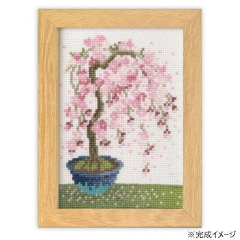※パッケージ、デザイン等は予告なく変更される場合があります。※画像はイメージです。商品タイトルと一致しない場合があります。クロス・ステッチキットです。1月から12月までの、季節に合わせた樹木の「盆栽」をテーマとしたシリーズです。壁掛け・スタ...