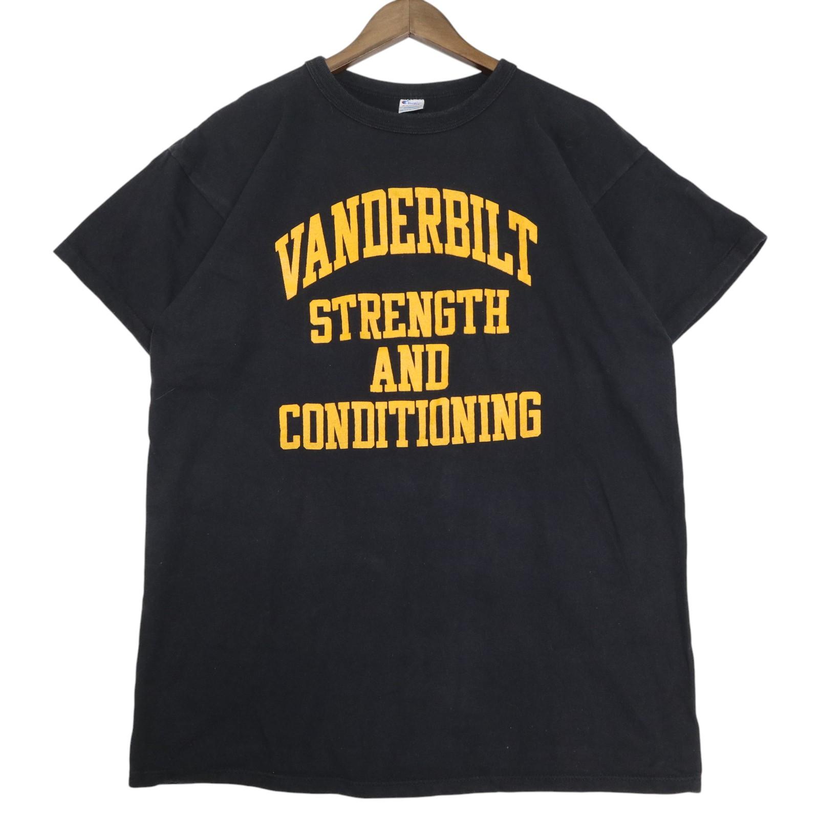 DESCRIPTION ブランドChampion/チャンピオン サイズ【サイズ】XL【実寸】 肩幅：約54.5cm着丈：約72cm身幅：約55.5cm袖丈：約17cm 主な素材表地 : コットン 色ブラック 仕様 生産国 : USA製80年...