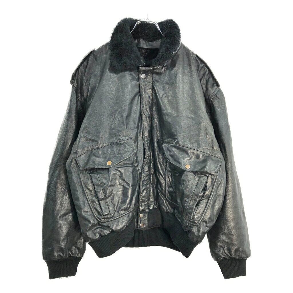 DESCRIPTION サイズ【サイズ】XL【実寸】 肩幅：約60cm着丈：約68cm身幅：約71cm袖丈：約64cm 主な素材表地 : レザー裏地 : アセテート 色ブラック 仕様 ミリタリーA-2 フライトジャケット 状態 キズ：袖先、...