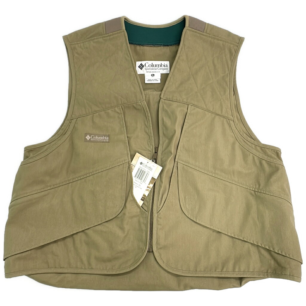 DESCRIPTION ブランドColumbia/コロンビア サイズ【サイズ】XL【実寸】 肩幅：約47cm着丈：約67cm身幅：約66cm 主な素材表地 : コットン裏地 : ナイロン 色カーキ 仕様 00年代アウトドアデッドストック 状...