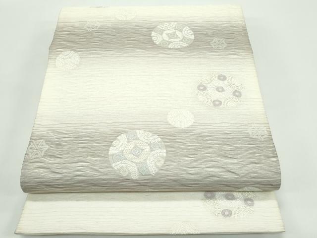 ■■■　サイズ　■■■ 長さ 436cm 幅 31cm程 ■■■　商品詳細　■■■ 【正絹】 状態は接写画像のように 裏地にシミ、帯芯にアクがございますが その他特に目立ったシミ汚れなどもなく大変良い状態です。 大変上質な逸品になります。 ...