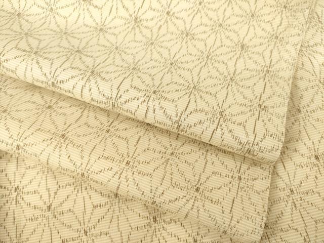 ■■■　サイズ　■■■ 身丈 152cm（肩から） 裄丈 62cm 袖丈 43cm　縫込み 2cm 袖幅 33cm 前幅 24cm 後幅 29cm 着物縫いこみ 内揚げ 6cm 裄 お袖側 約1cm　身頃側 約2cm ■■■　商品詳細　■■...