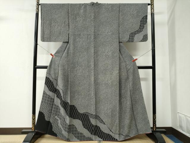 ■■■　サイズ　■■■ 身丈 164cm（肩から） 裄丈 66cm 袖丈 48cm　縫込み 4cm 袖幅 34cm 前幅 24.5cm 後幅 31cm 着物縫いこみ 内揚げ 4cm 裄 お袖側 約2cm　身頃側 約3cm ■■■　商品詳細　...
