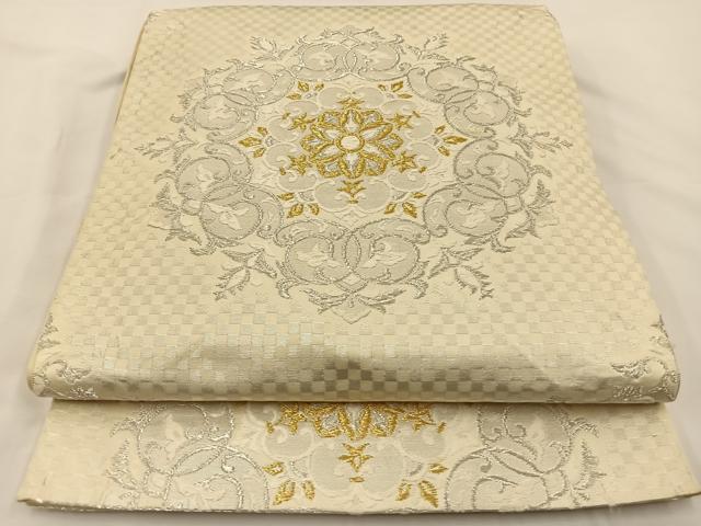 ■■■　サイズ　■■■ 長さ 408cm 幅 31cm程 ■■■　商品詳細　■■■ 【正絹・未仕立て】 詳細に関しましては、画像をご確認ください。 大変上質な逸品になります。 お安く出品致しますので、是非この機会にいかがでしょうか？ ※西陣...