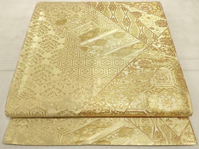 ■■■　サイズ　■■■ 長さ 430cm 幅 31cm程 ■■■　商品詳細　■■■ 【正絹・芯なし】 詳細に関しましては、画像をご確認ください。 大変上質な逸品になります。 お安く出品致しますので、是非この機会にいかがでしょうか？ ■■■　...