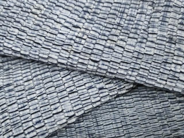 ■■■　サイズ　■■■ 長さ　　着尺分あり 幅　　　約32.5cm ■■■　商品詳細　■■■ 【交織・未使用】 状態は接写画像のように表地所々に薄い汚れがございます。 お安く出品致しますので、是非この機会にいかがでしょうか？ ※湯のし前の反...