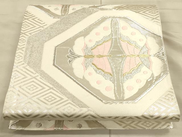 ■■■　サイズ　■■■ 長さ 424cm 幅 31cm程 ■■■　商品詳細　■■■ 【正絹】 詳細に関しましては、画像をご確認ください。 大変上質な逸品になります。 お安く出品致しますので、是非この機会にいかがでしょうか？ ■■■　注意事項...
