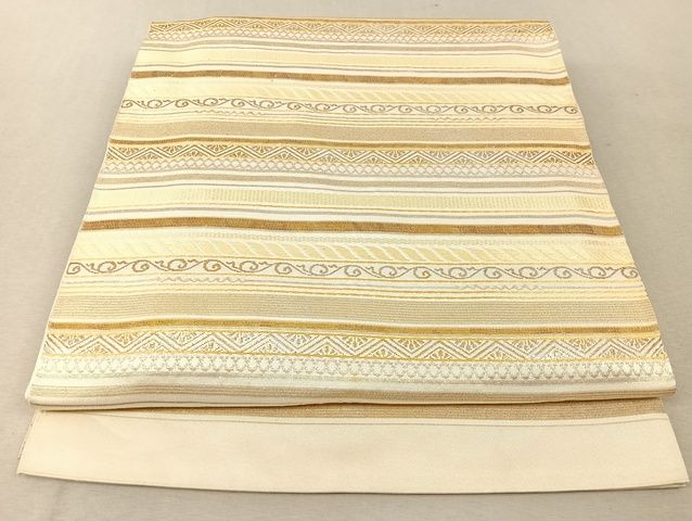 ■■■　サイズ　■■■ 長さ 440cm 幅 31cm程 ■■■　商品詳細　■■■ 【正絹・芯なし・関西仕立て】 詳細に関しましては、画像をご確認ください。 大変上質な逸品になります。 お安く出品致しますので、是非この機会にいかがでしょうか...