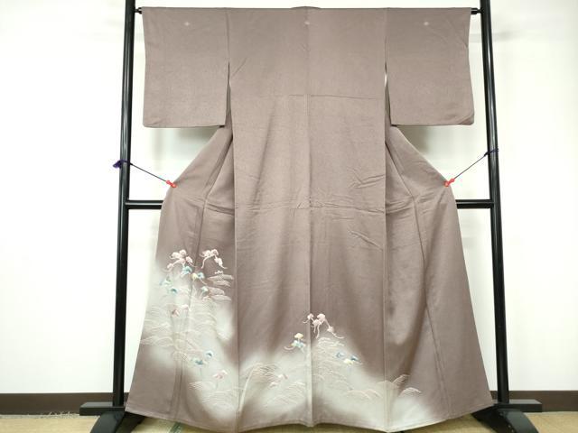 ■■■　サイズ　■■■ 身丈 161cm（肩から） 裄丈 63cm 袖丈 49cm　縫込み 7cm 袖幅 32cm 前幅 25cm 後幅 30cm 着物縫いこみ 内揚げ 6cm 裄 お袖側 約2cm　身頃側 約3cm ■■■　商品詳細　■■...