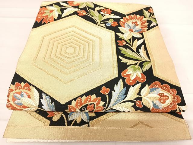 ■■■　サイズ　■■■ 長さ 414cm 幅 30cm程 ■■■　商品詳細　■■■ 【正絹】 詳細に関しましては、画像をご確認ください。 大変上質な逸品になります。 お安く出品致しますので、是非この機会にいかがでしょうか？ ■■■　注意事項...