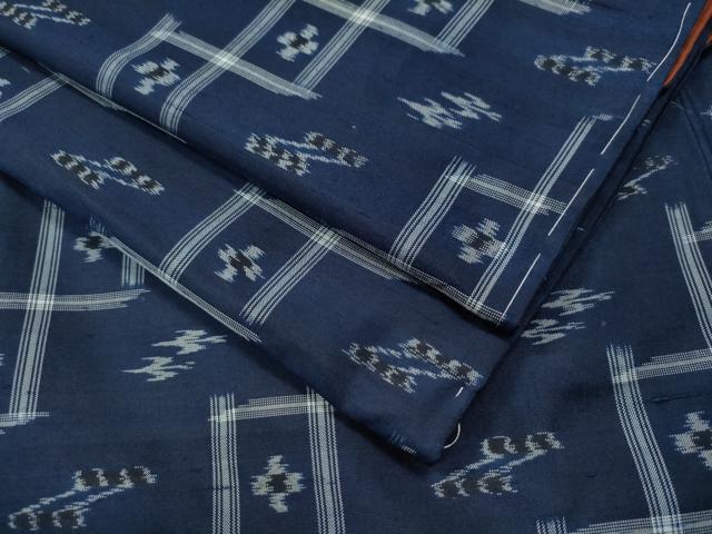 ■■■　サイズ　■■■ 身丈 162cm（肩から） 裄丈 66.5cm 袖丈 49cm　縫込み 3cm 袖幅 35cm 前幅 24cm 後幅 30cm 着物縫いこみ 内揚げ 0cm 裄 お袖側 約1cm　身頃側 約3.5cm ■■■　商品詳...