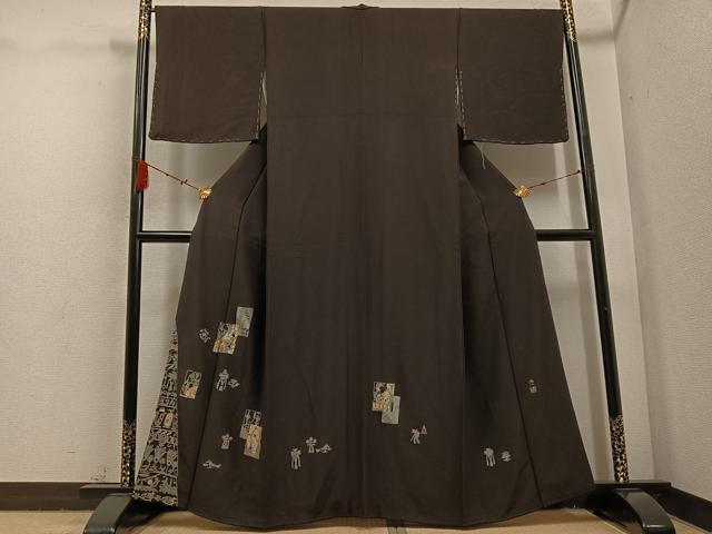 ■■■　サイズ　■■■ 身丈 159cm（肩から） 裄丈 67cm 袖丈 47.5cm　縫込み 1cm 袖幅 34cm 前幅 24cm 後幅 30cm 着物縫いこみ 内揚げ 4cm 裄 お袖側 約1cm　身頃側 約1cm ■■■　商品詳細　...