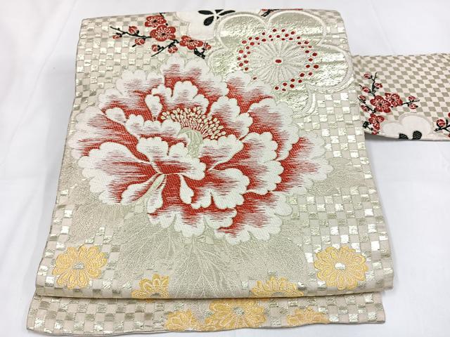 ■■■　サイズ　■■■ 長さ 322cm 幅 30cm程 ■■■　商品詳細　■■■ 【正絹】 詳細に関しましては、画像をご確認ください。 大変上質な逸品になります。 お安く出品致しますので、是非この機会にいかがでしょうか？ ※アンティークに...